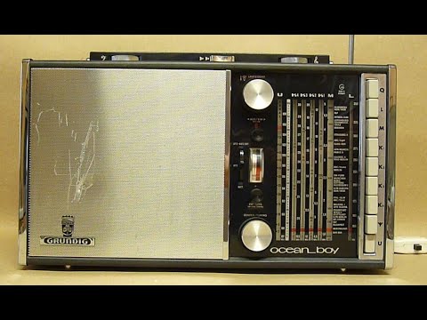 Grundig Radio Ocean Boy Transistor 3000 - YouTube