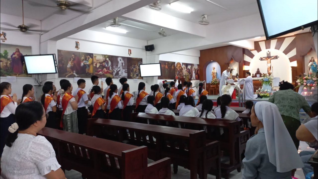 Baptism of Lao Catholics in #vientiane, Laos ຊາວຄາໂຕລິກລາວ - YouTube