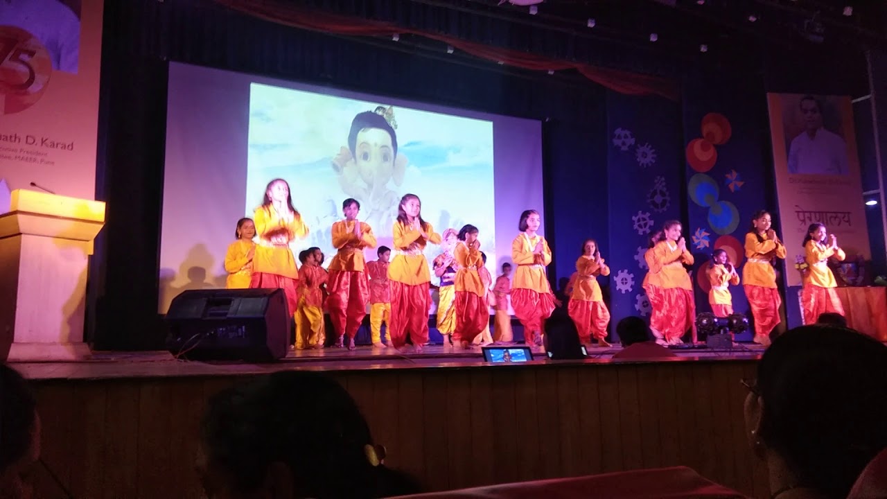 Mit school gathering मोरया dance 5th - YouTube