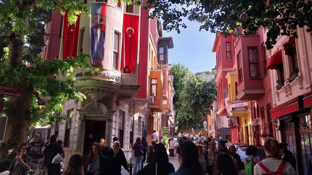 Kuzguncuk'ta Gezilecek Yerler: Kuzguncuk Notları - YouTube