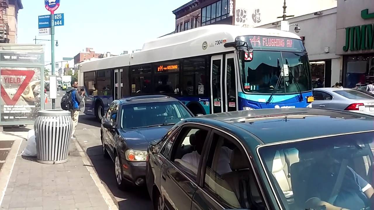 [HD] MTA New York City Bus: 2015 New Flyer XD40 #7304 on the B44 ...