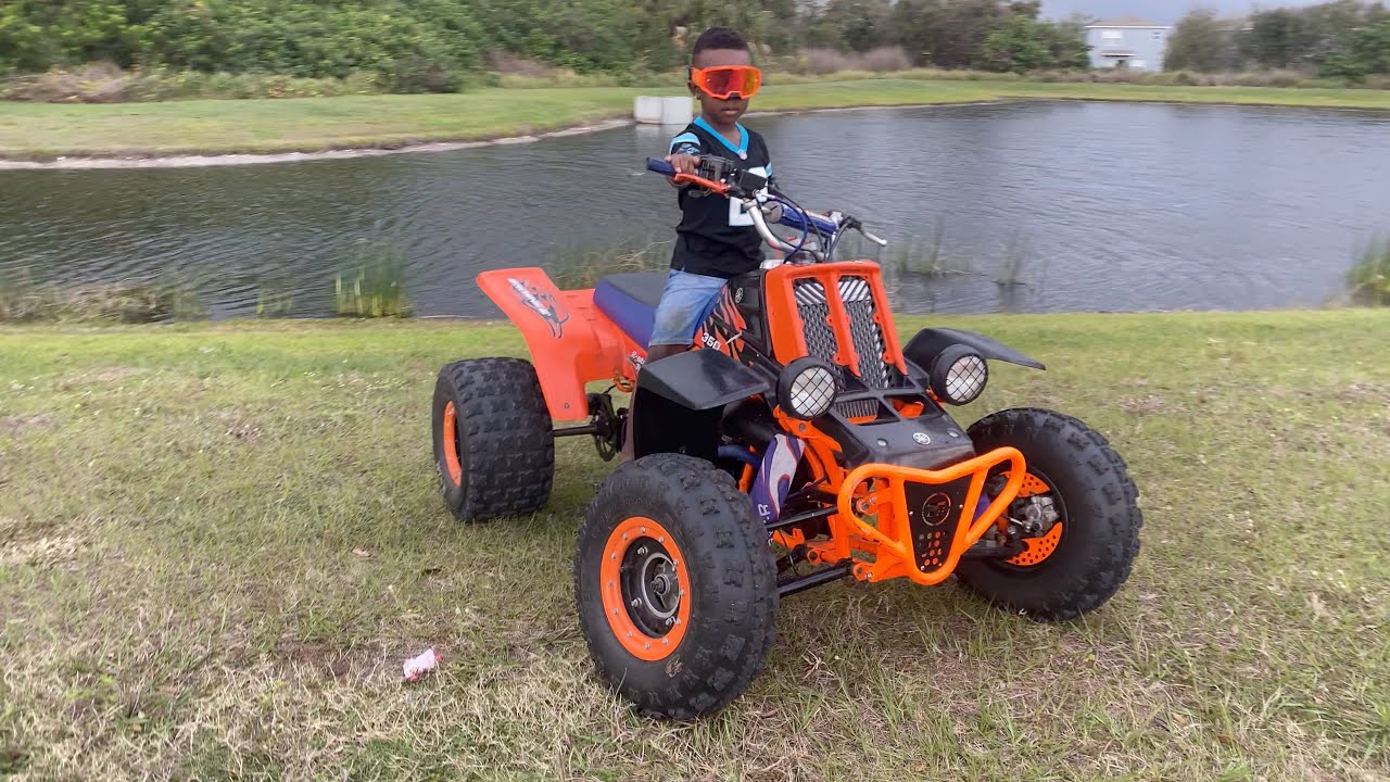 SUPER FAST 421 BANSHEE NEPHEW HITS MAILBOX!!!!!!! - YouTube