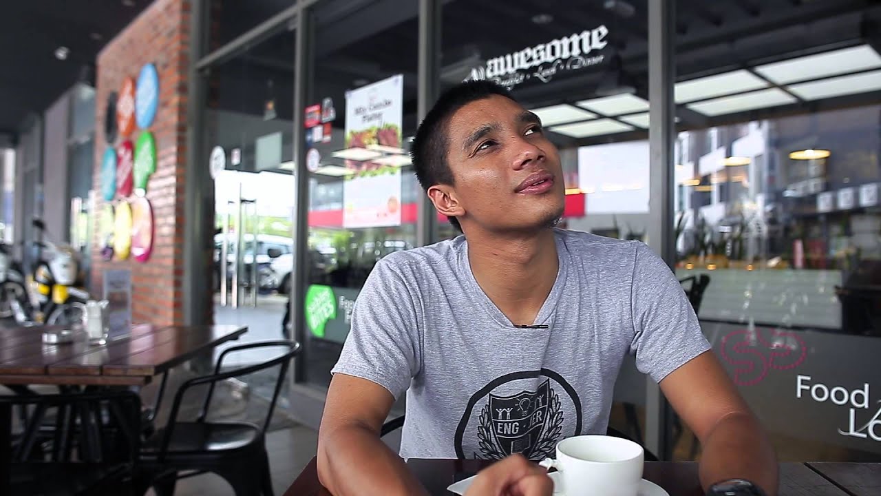 Blogr Eksklusif - Anwar Hadi (Jun 2015) - YouTube