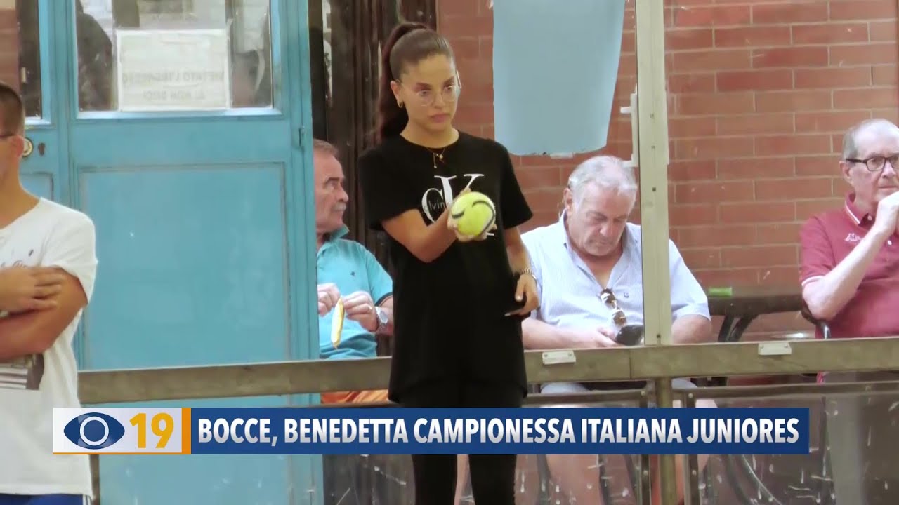 Bocce: Benedetta campionessa italiana di bocce juniores - YouTube