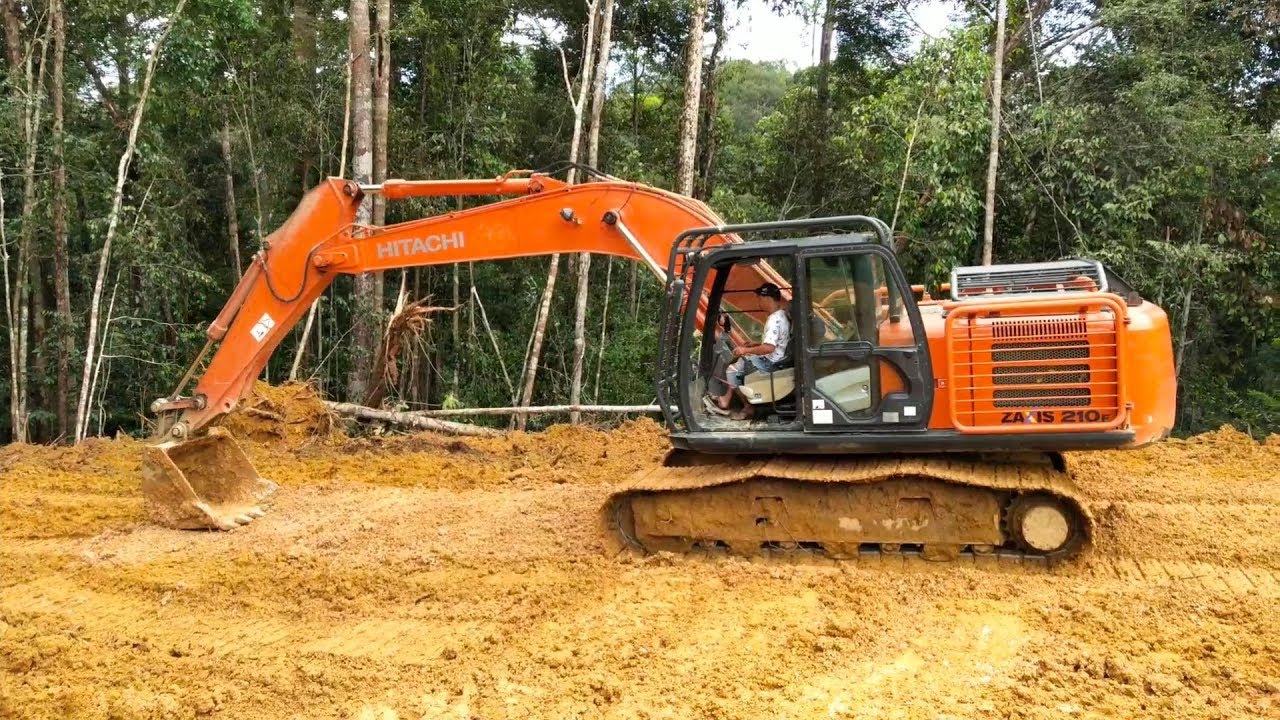 EXCAVATOR HITACHI ZAXIS 210-5G MEMBUAT JALAN KUARI - YouTube