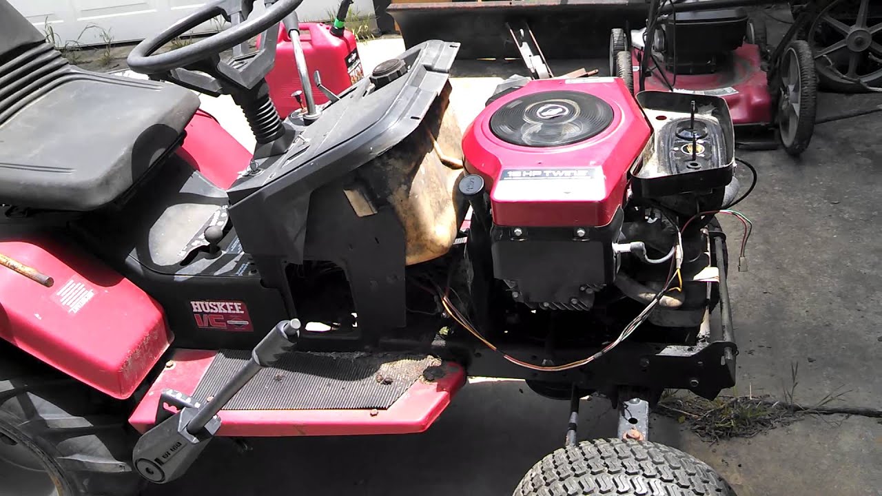 1995 Huskee lawn tractor - It's Alive - YouTube