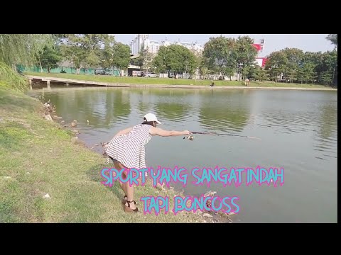 cewek cantik lagi mancing ! hasilnya boncoss guys ! fishing ya mancing