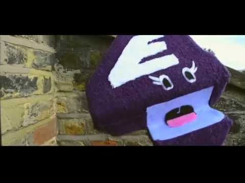 E4 E Stings - Cool Vs Fool Puppet Rap - YouTube