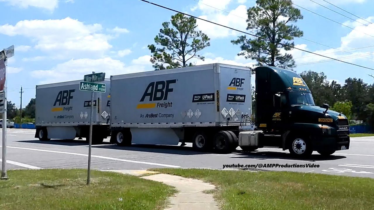 Green MACK ABF Truckspotting 82623 - YouTube