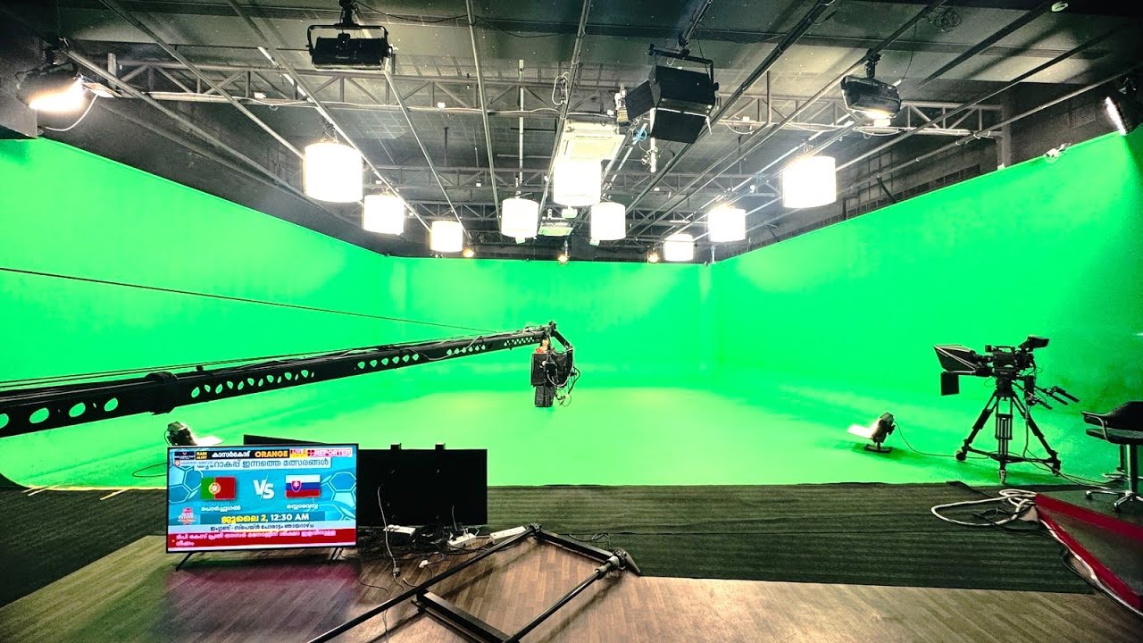How Reporter TV Achieved Perfect Chroma Key Results with ChromaLight ...