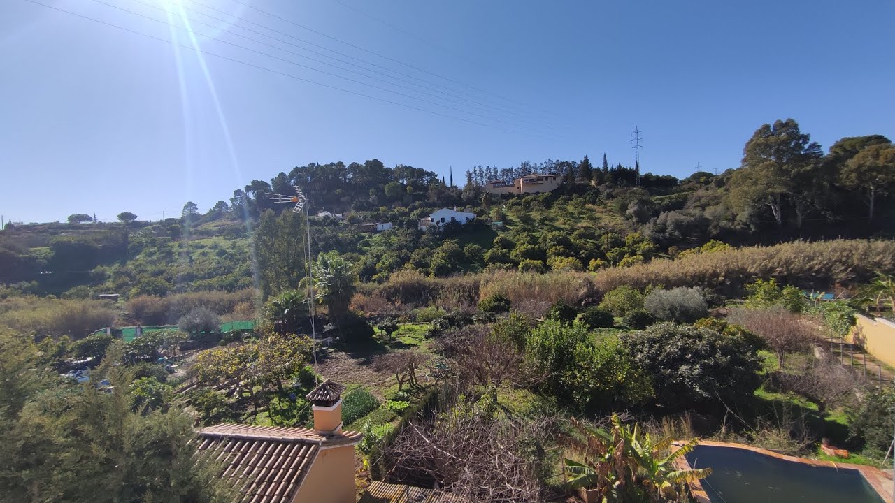 Country house, El Velerin, Estepona. - YouTube