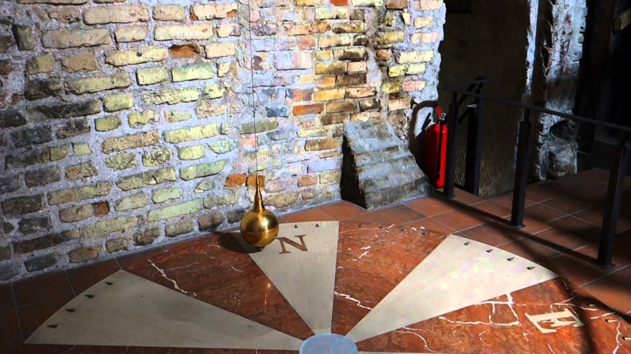 Foucault pendulum - YouTube