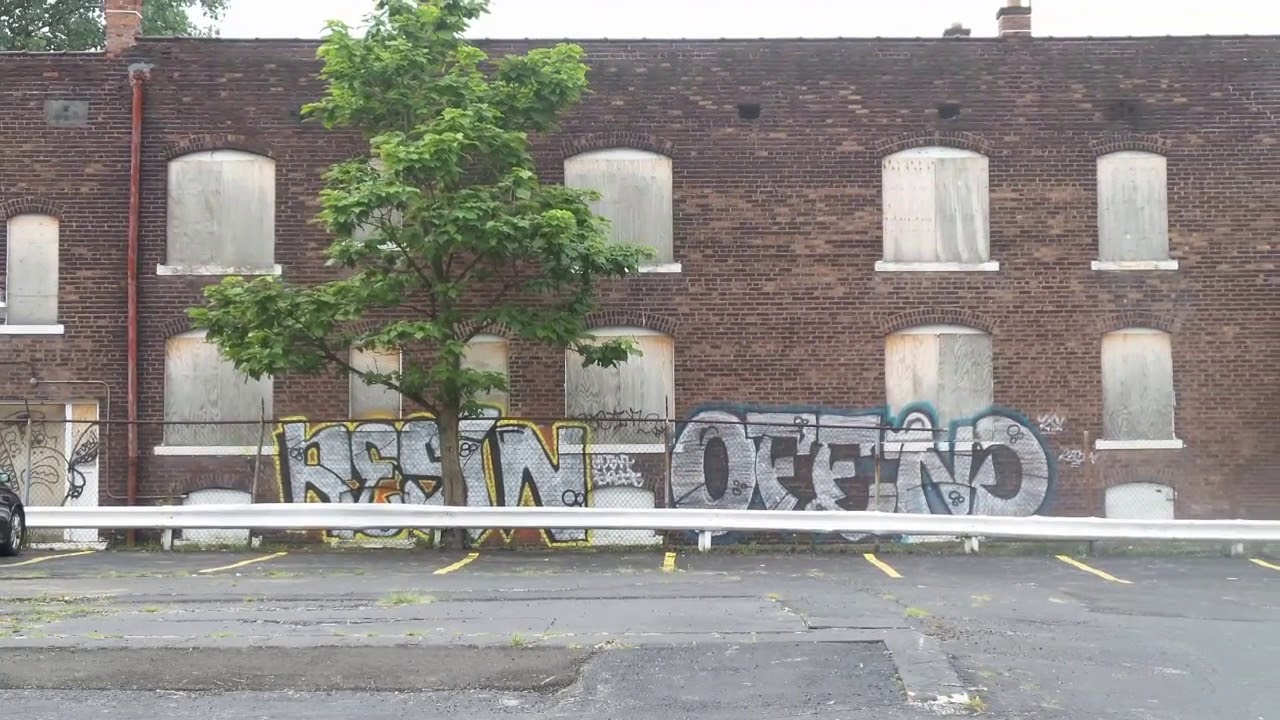 2617 E 110 Street Cleveland Ohio Kevin D Freese Slum landlord(1) - YouTube