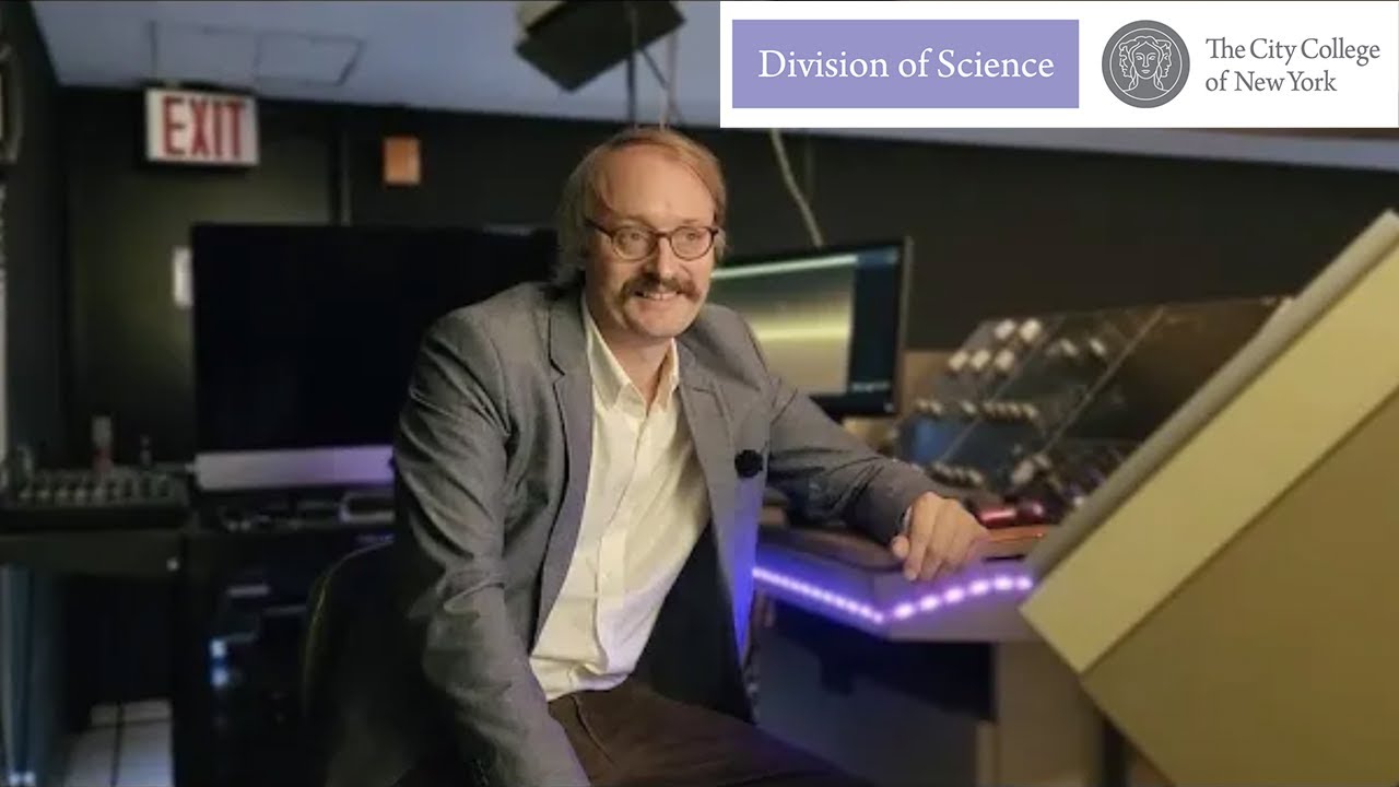 CCNY Planetarium - YouTube