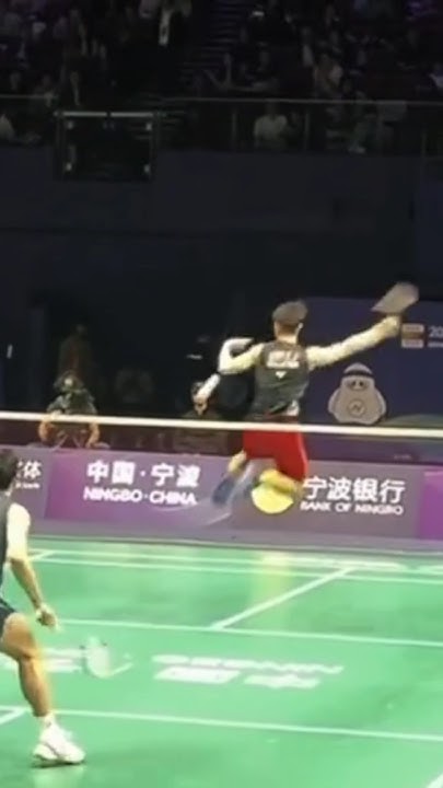 lee zii jia backhand smash scene - YouTube
