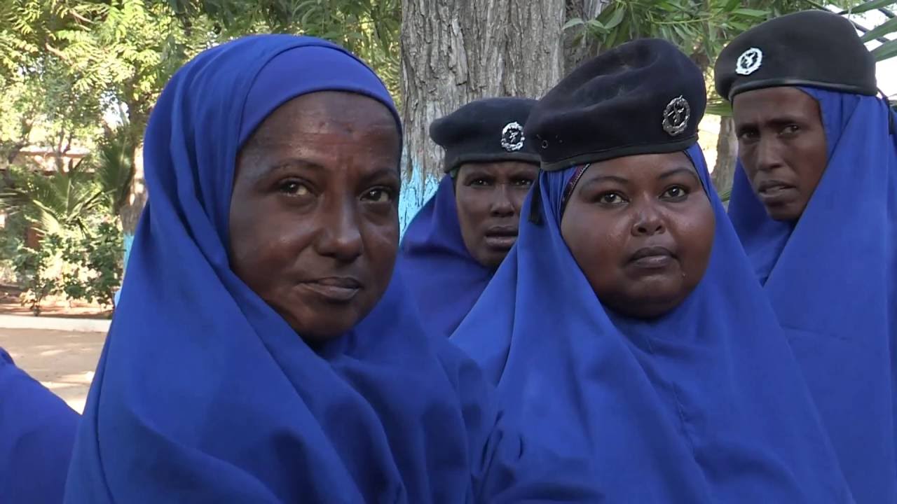 Walking the Road with Somali police - YouTube