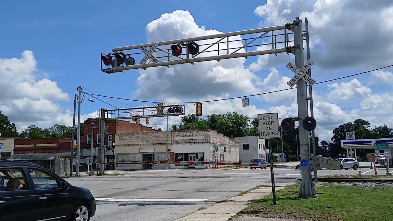 North Road Railroad Crossing North SC - YouTube