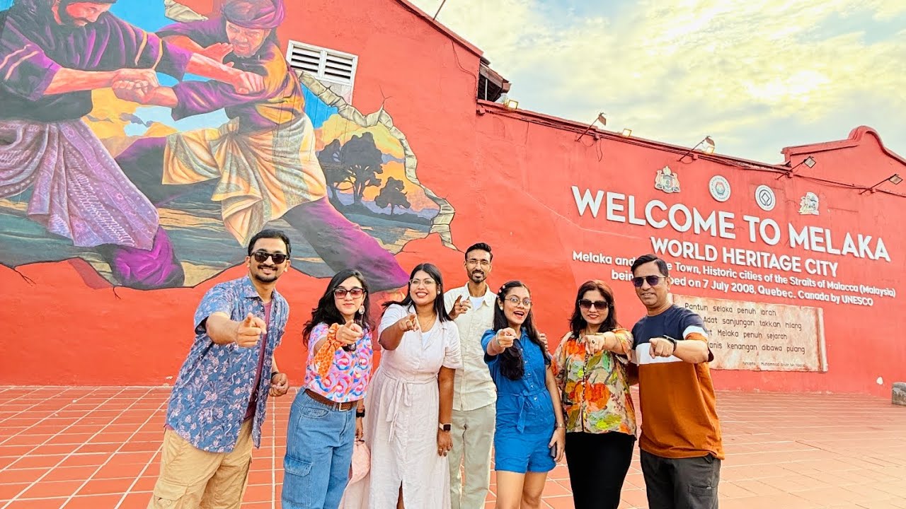 Dutch Square Melaka 🇲🇾 | Walking Tour of Malacca’s Historic Red Square ...