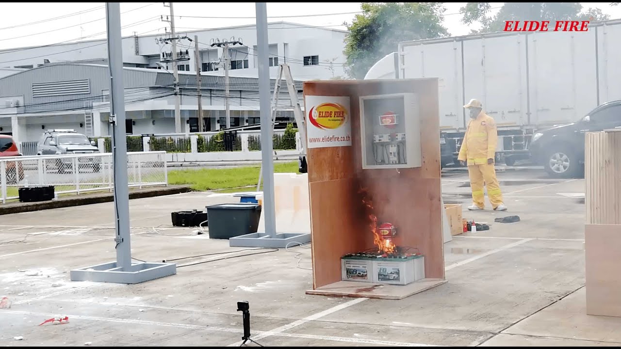 Battery fire test - YouTube