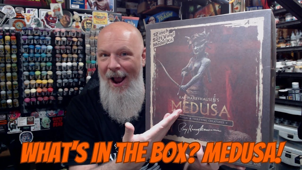 What's In The Box? Medusa from Star Ace / X-Plus - YouTube