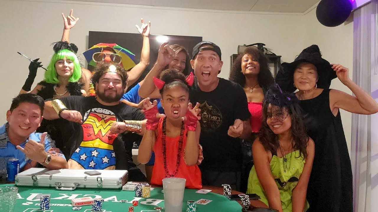 Halloween Poker Party!! - YouTube