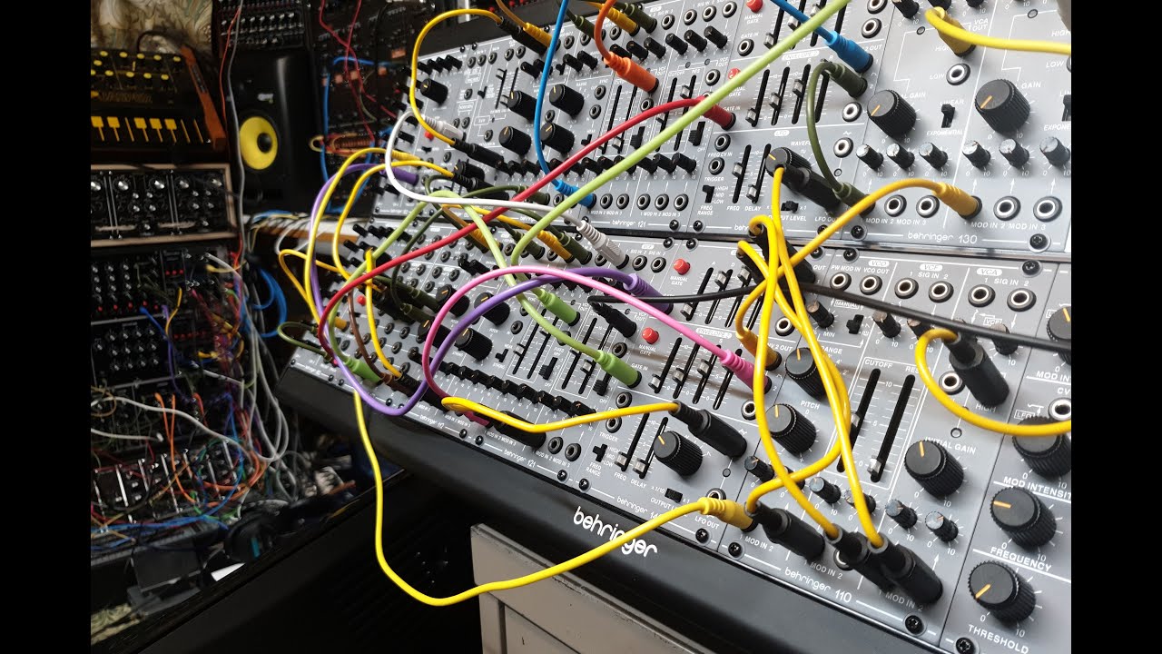 Behringer System 100 demo 3 - YouTube