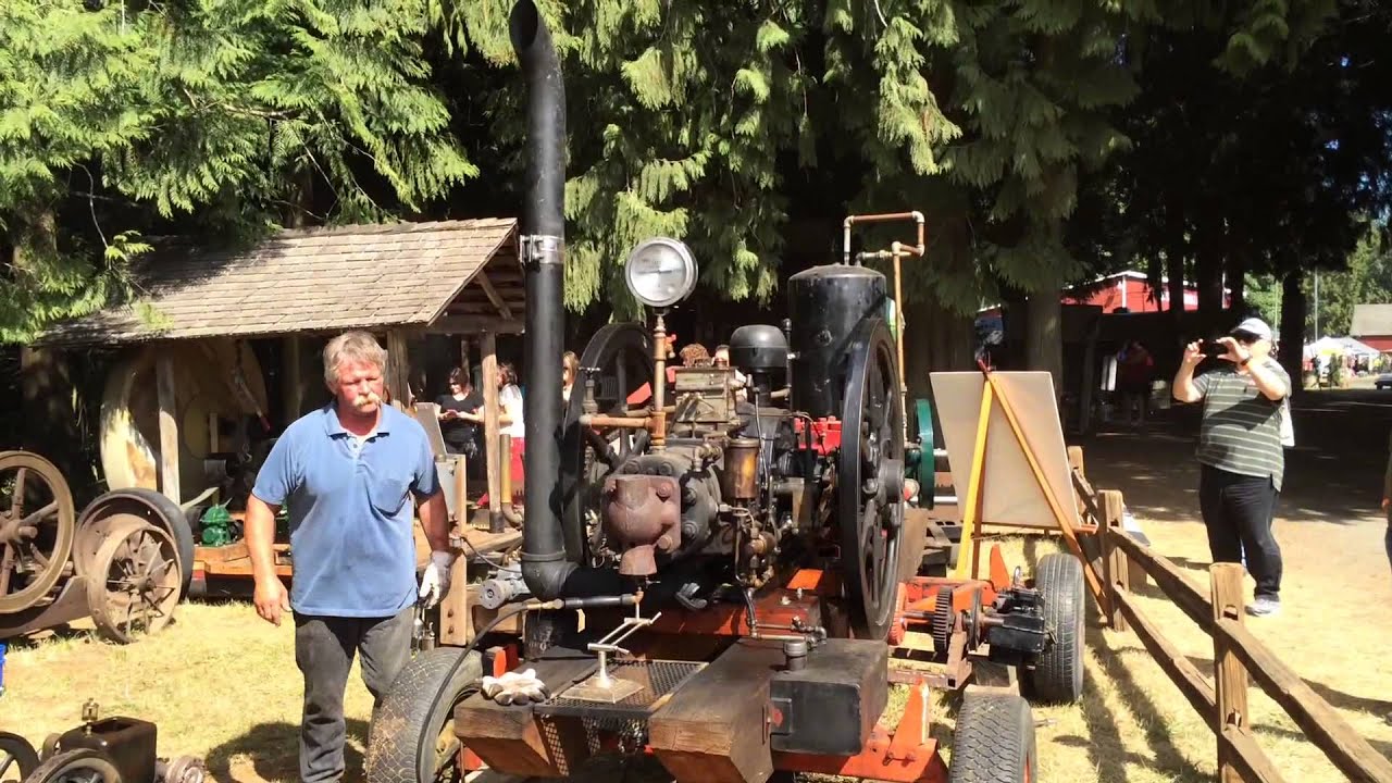 engine start - Lynden Tractor Show 2015 - YouTube