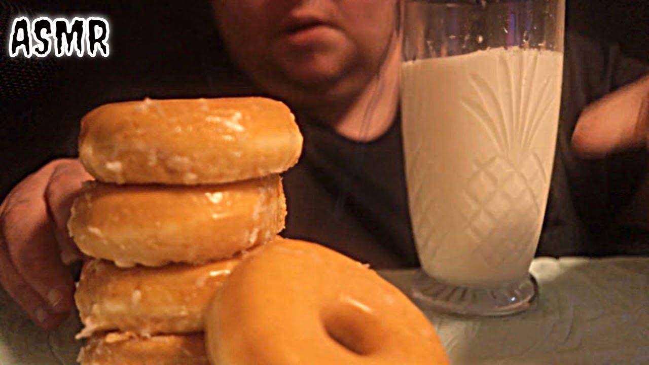 ASMR GLAZED DONUTS WITH COLD GLASS OF MILK SO SATISFYING DONUTS ASMR ...