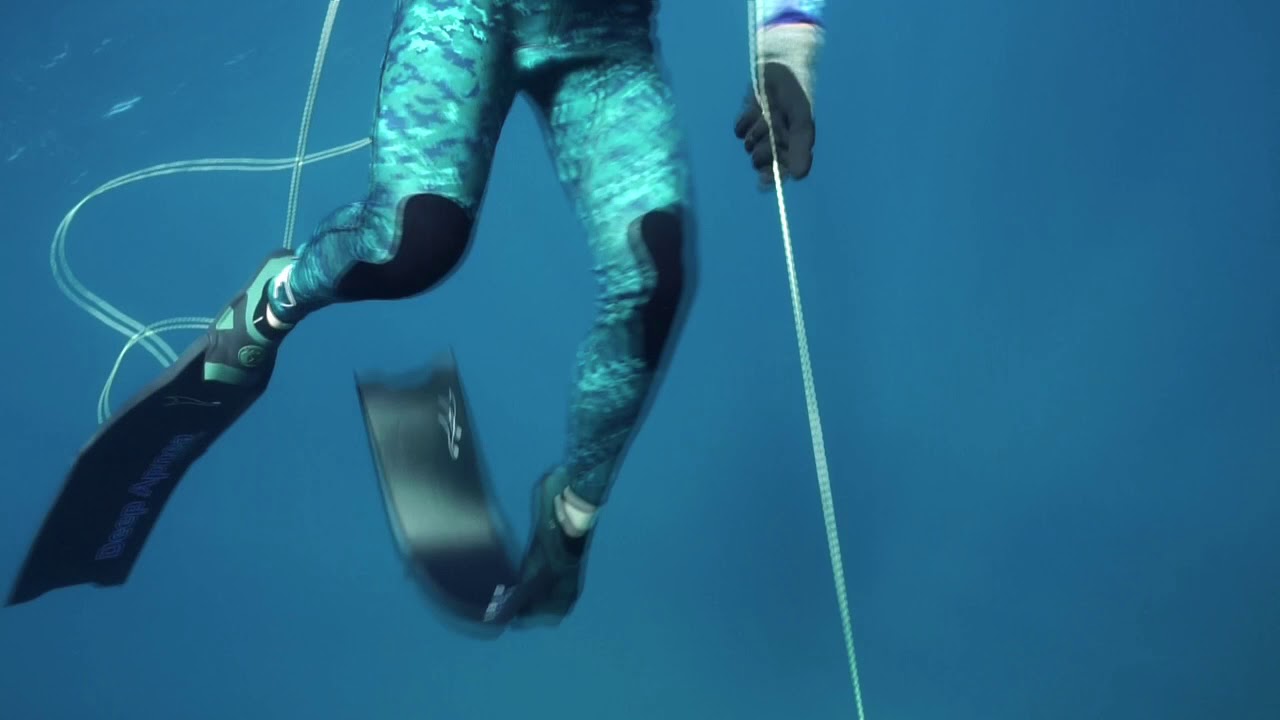 African Pompano Spearfishing Womens World Record Holder - YouTube