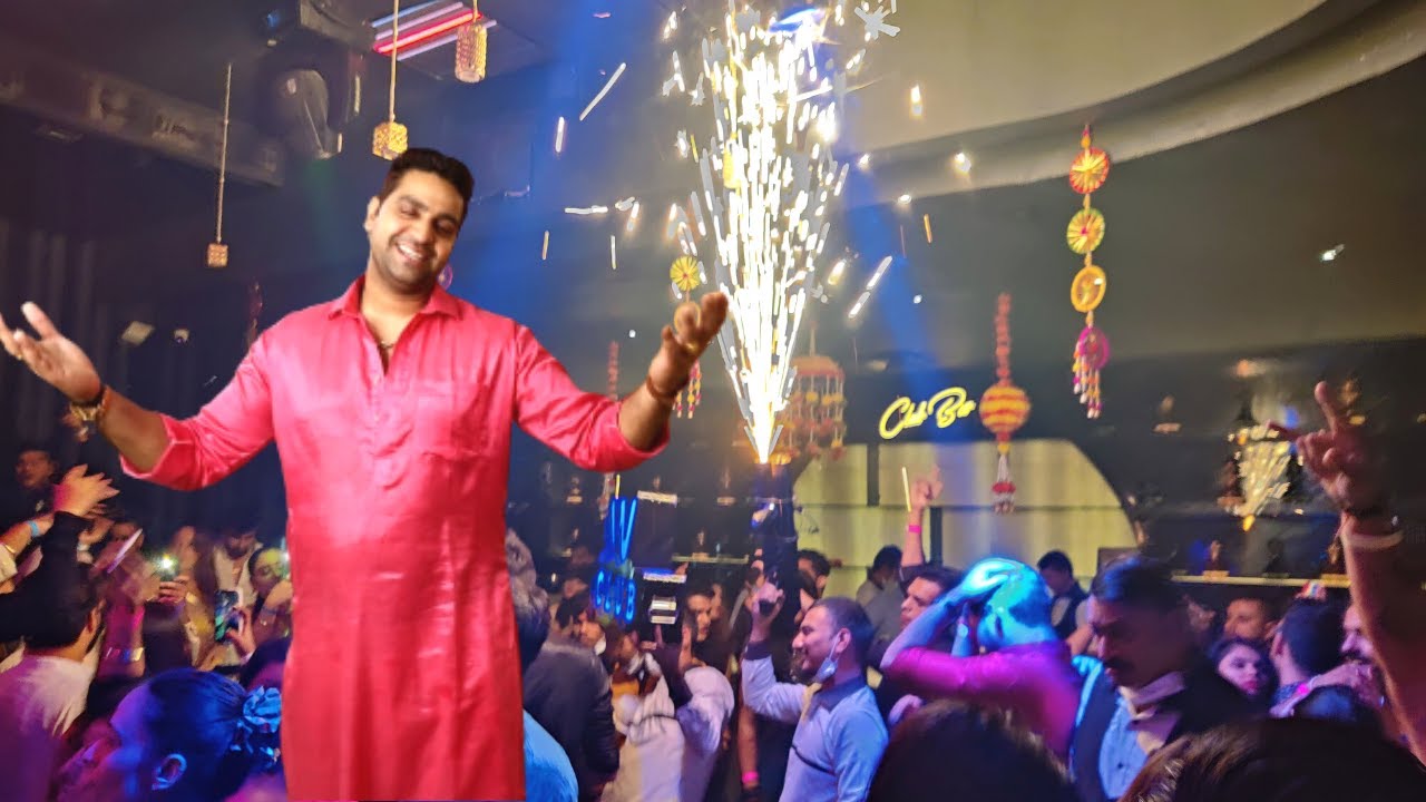 Diwali Party At BW Club Delhi with Full Masti - YouTube