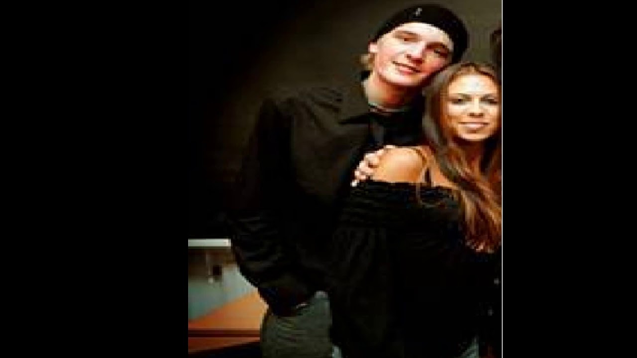 a teens Sara and Dhani - YouTube