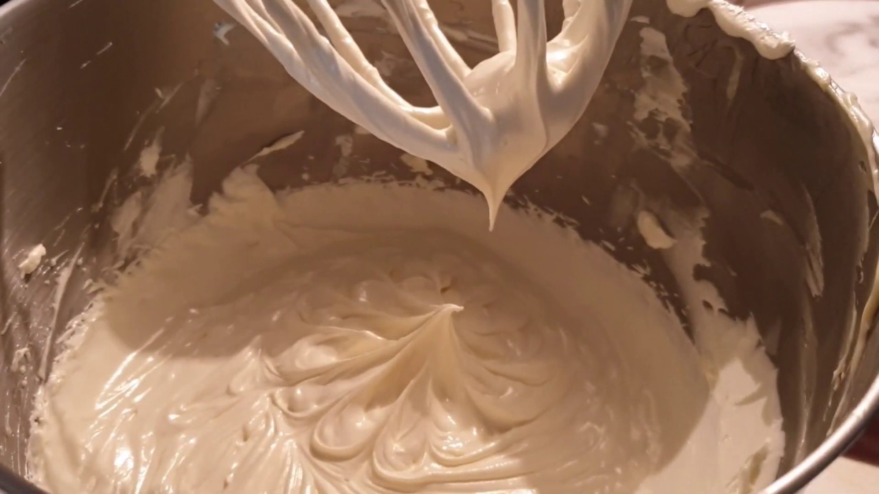 Švicarska buter krema sa bijelom čokoladom/Schweizer Buttercreme/Swiss ...