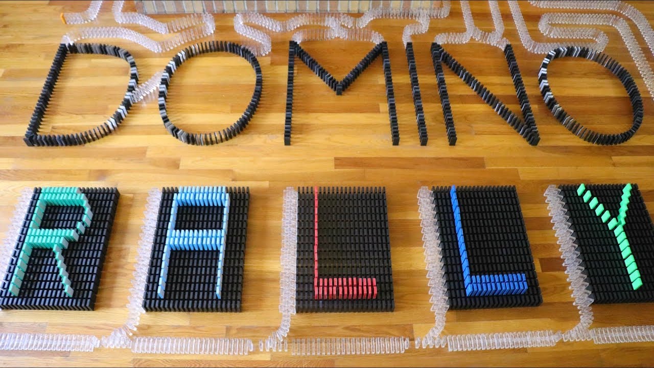 Domino Rally 32 - YouTube