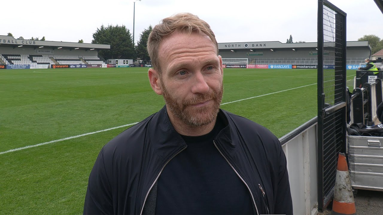 Simon Rusk Post-Match Interview - Boreham Wood - YouTube