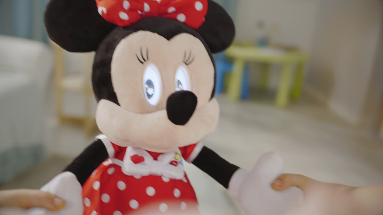 MINNIE EMOCIONES ⭐️💕 TVC - YouTube
