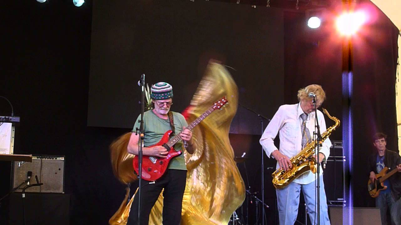 Space Ritual - 'Masters Of The Universe' live at Glastonbury 30-06-13 ...