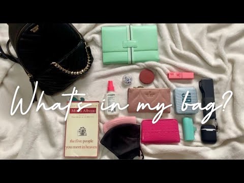 What’s in my bag/mini backpack? | Everyday Essentials ♡ - YouTube