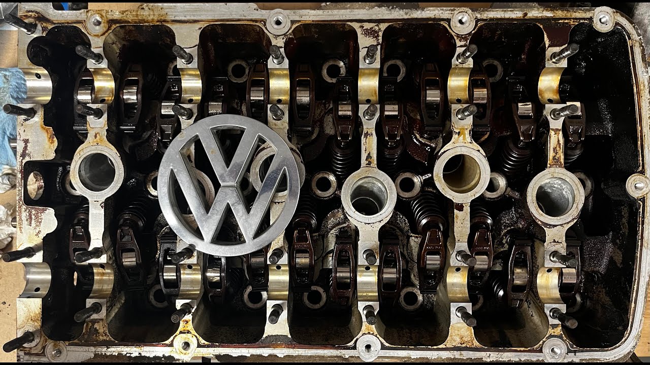 VW AXK VR6 24V Head Details - Bent Valve - YouTube