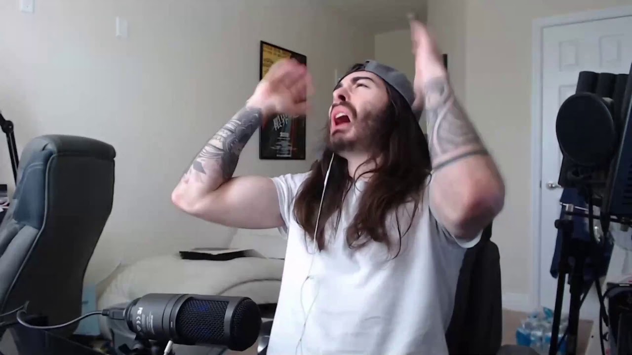 MaximilianMus Fans When Cr1tikal Expose Him - YouTube