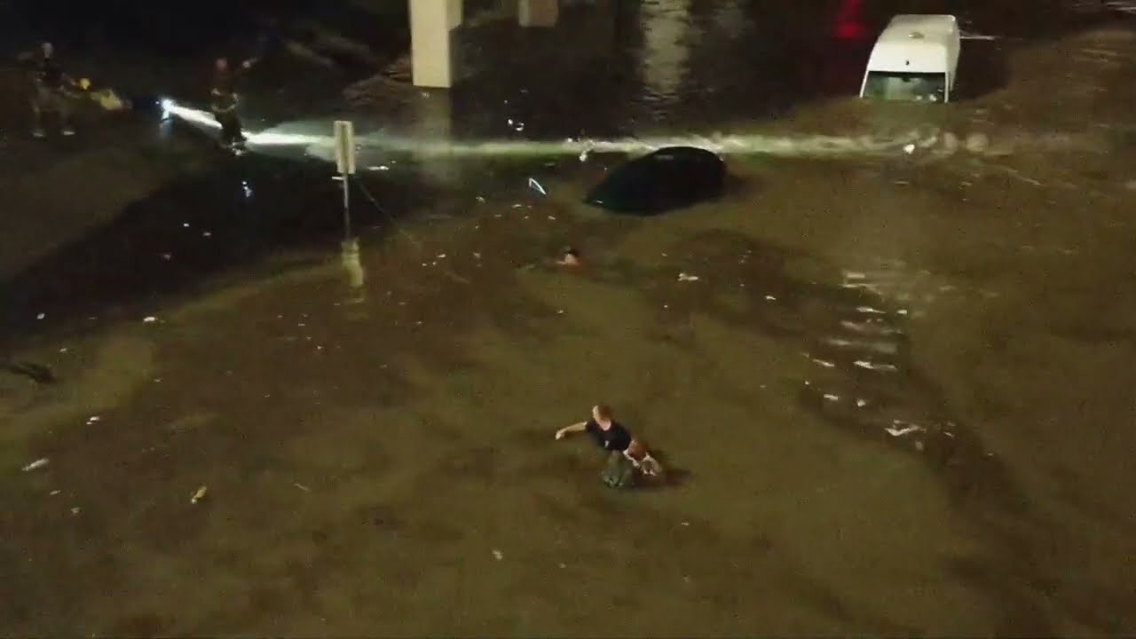 Doomsday for the USA! Devastating flood hits Dallas, Texas - YouTube