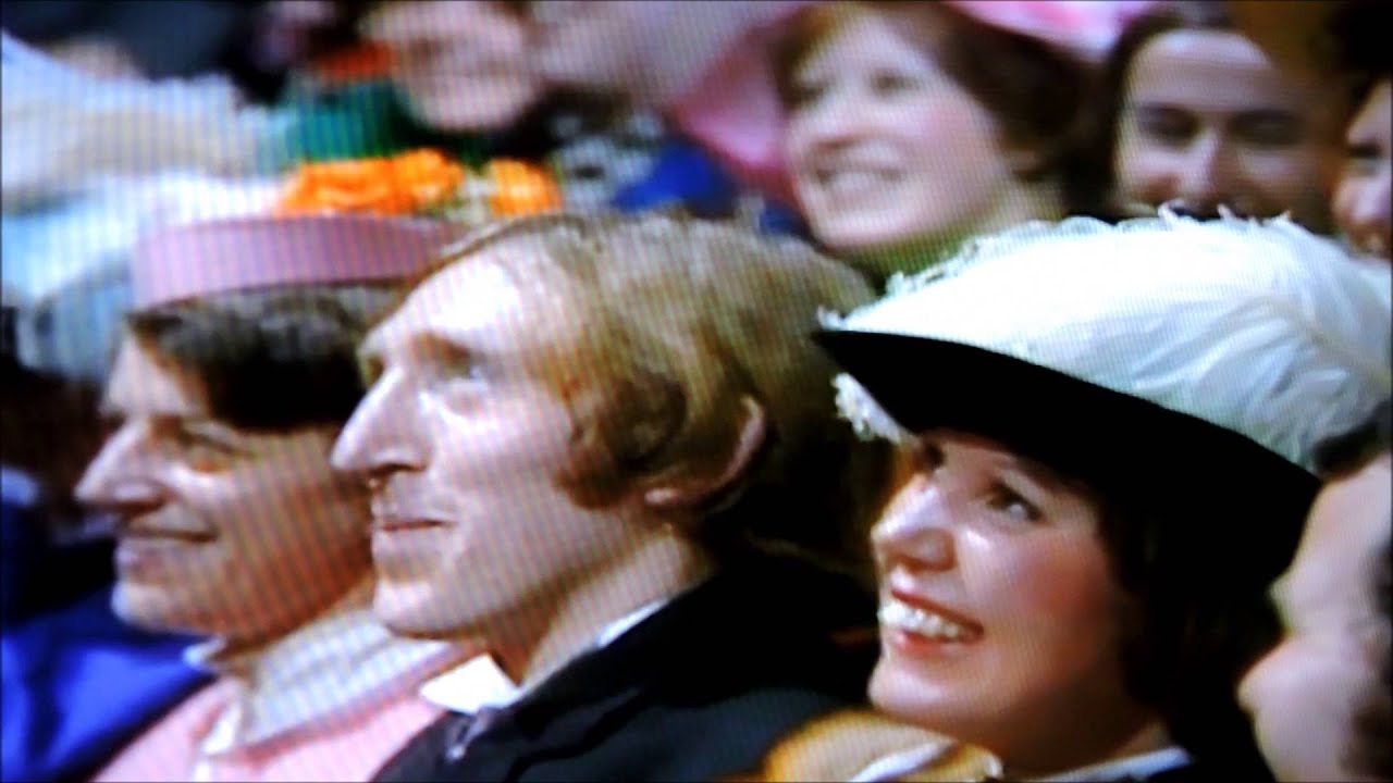 Les Dawson in The Good Old Days - YouTube