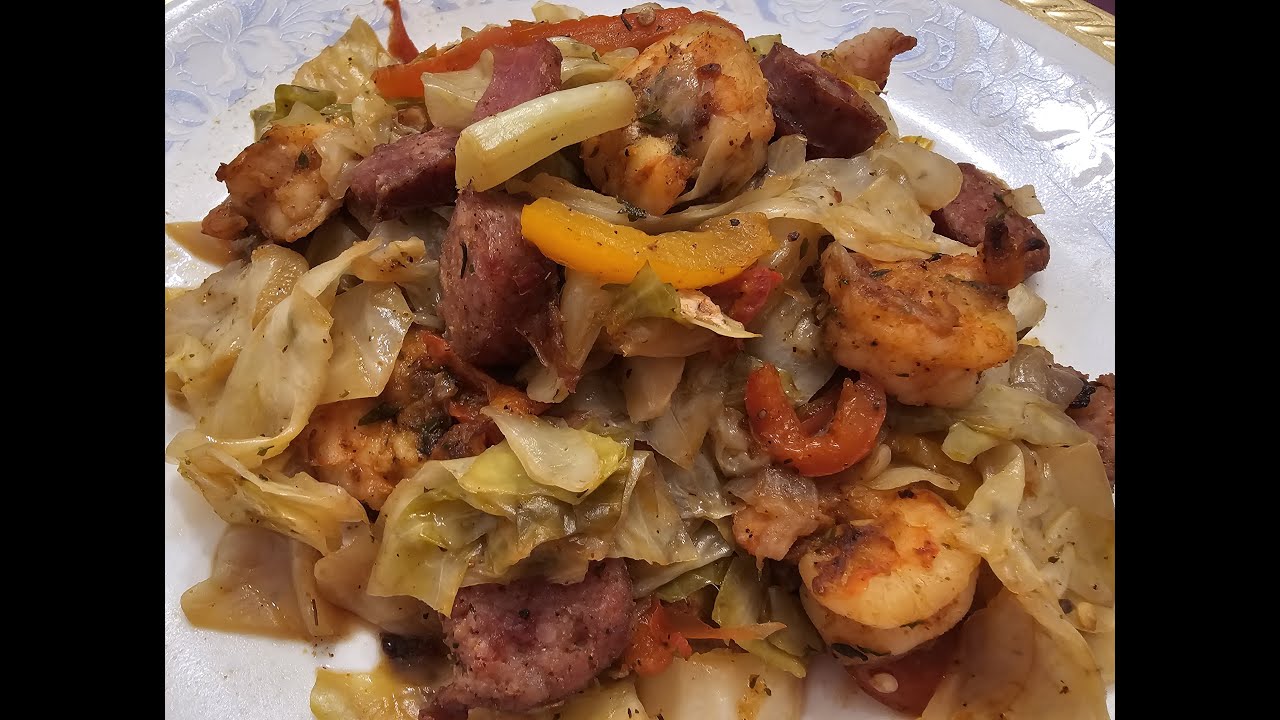 Jerk Cabbage with sausage, bacon, and shrimp - YouTube