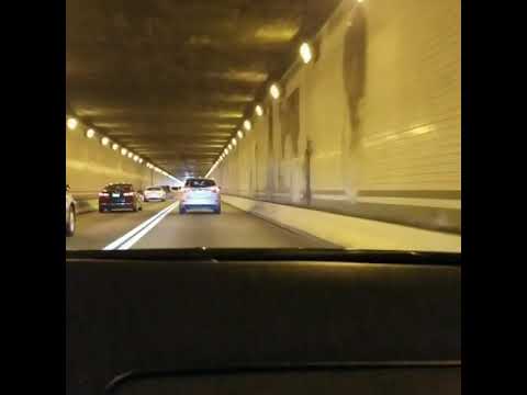 Mercedes S600 W140 STRAIGHT PIPE V12 through tunnel