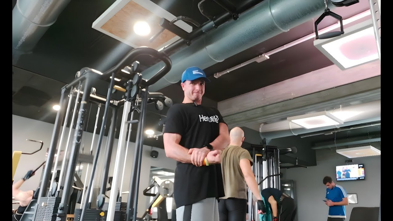 Road to 80Kg Bulk | Day 6: Petto e Bicipiti - YouTube