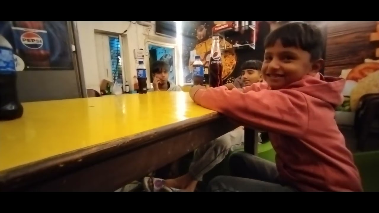 Fun time in cafe - YouTube