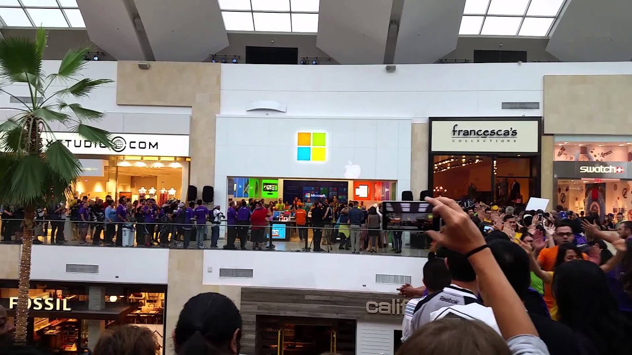 Microsoft store grand opening - YouTube