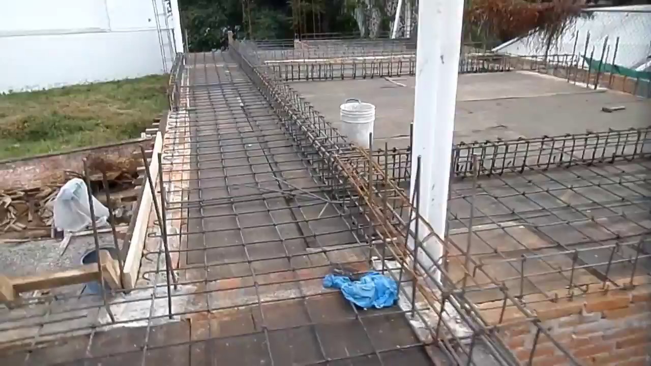 Armado de losa reticular con trabes y losa maciza. - YouTube