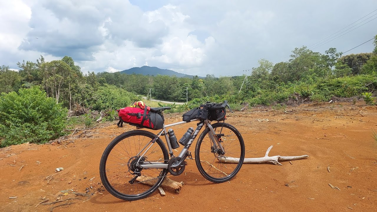 turing sepeda seha loop 388 km - YouTube