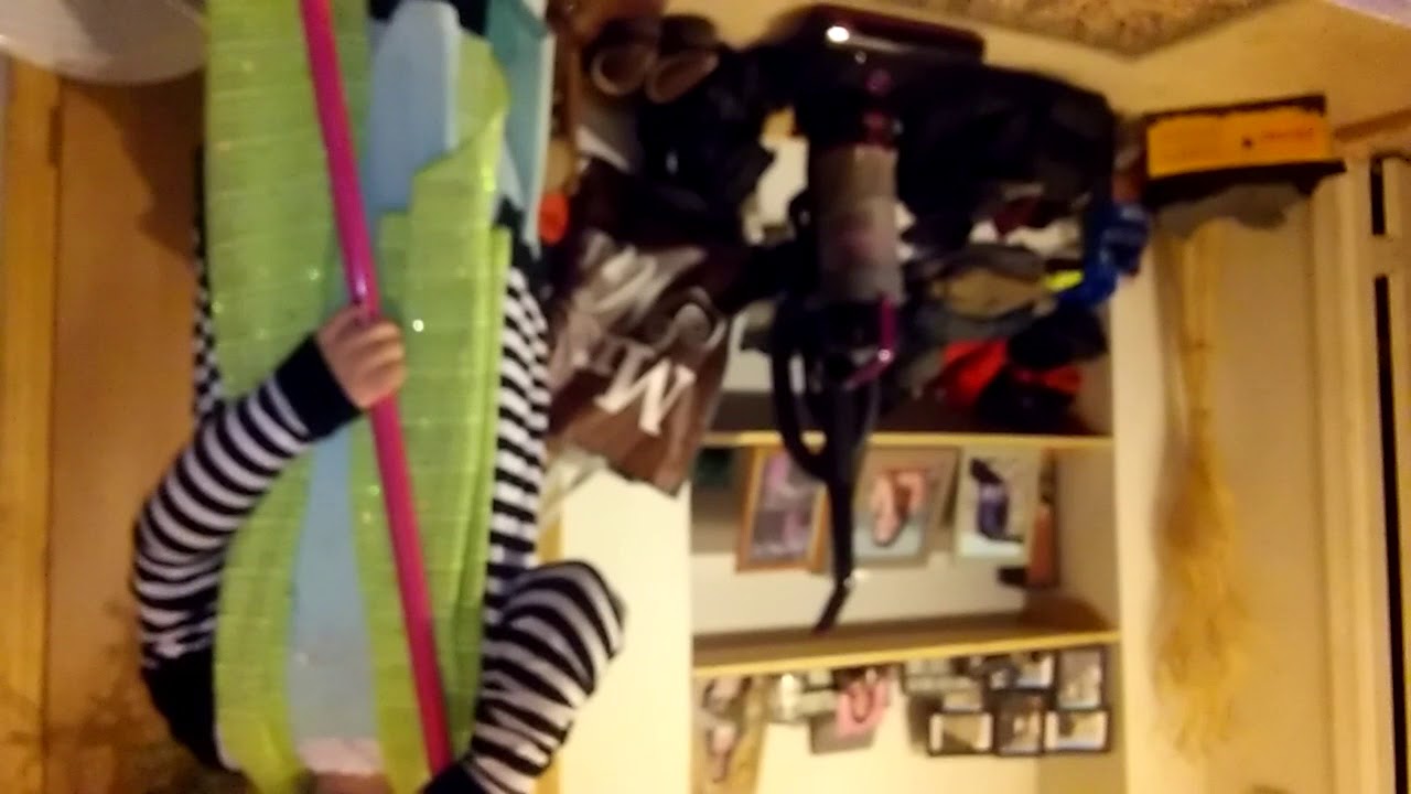Cassie episode 2 season 1 - YouTube