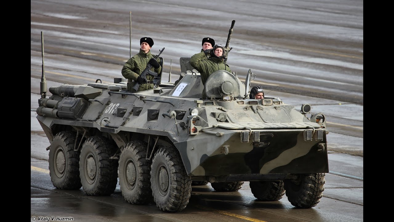 BTR-80 Very Stronk - YouTube